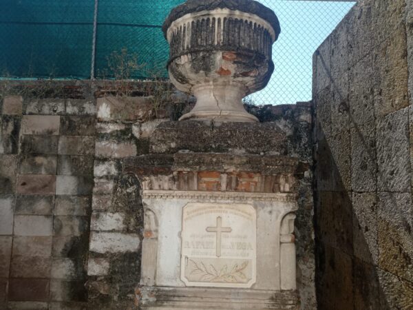 La historia del Panteón San Juan Nepomuceno y sus personajes más ilustres | Revista Espejo