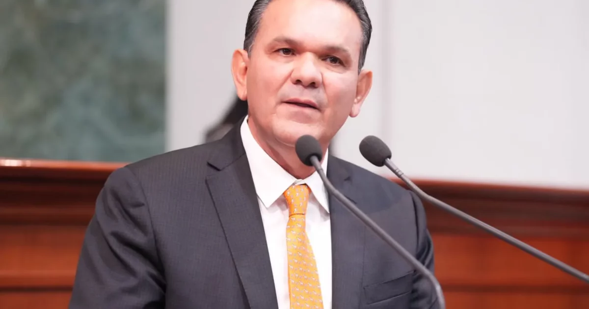 PERFIL: Sergio Torres Félix, el diputado atacado a balazos en Culiacán ...